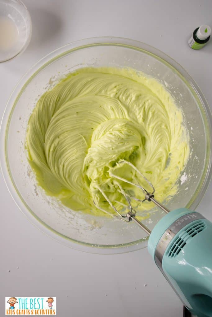 Halloween Witch Hat Cupcakes • The Best Kids Crafts and Activities