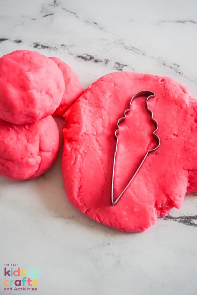 Easy Homemade Playdough Recipe with Cream of Tartar
